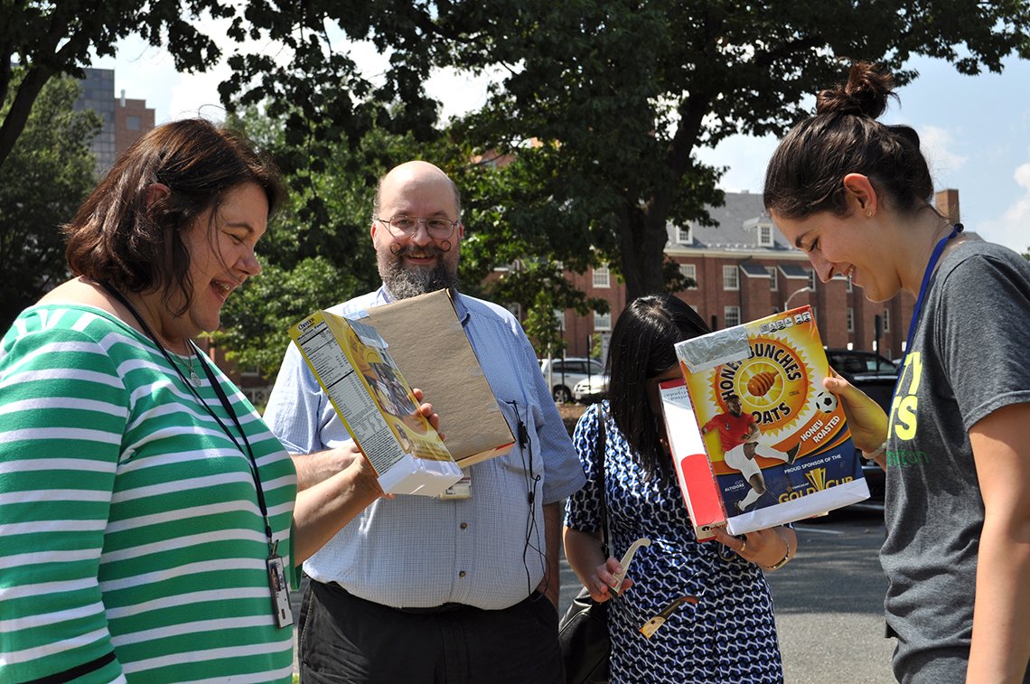 Solar Eclipse Prompts Outdoor Gatherings | NIH Record Solar Eclipse Prompts Outdoor Gatherings | NIH Record